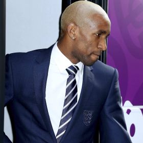 Defoe deja temporalmente la selección tras morir su padre - AS.com