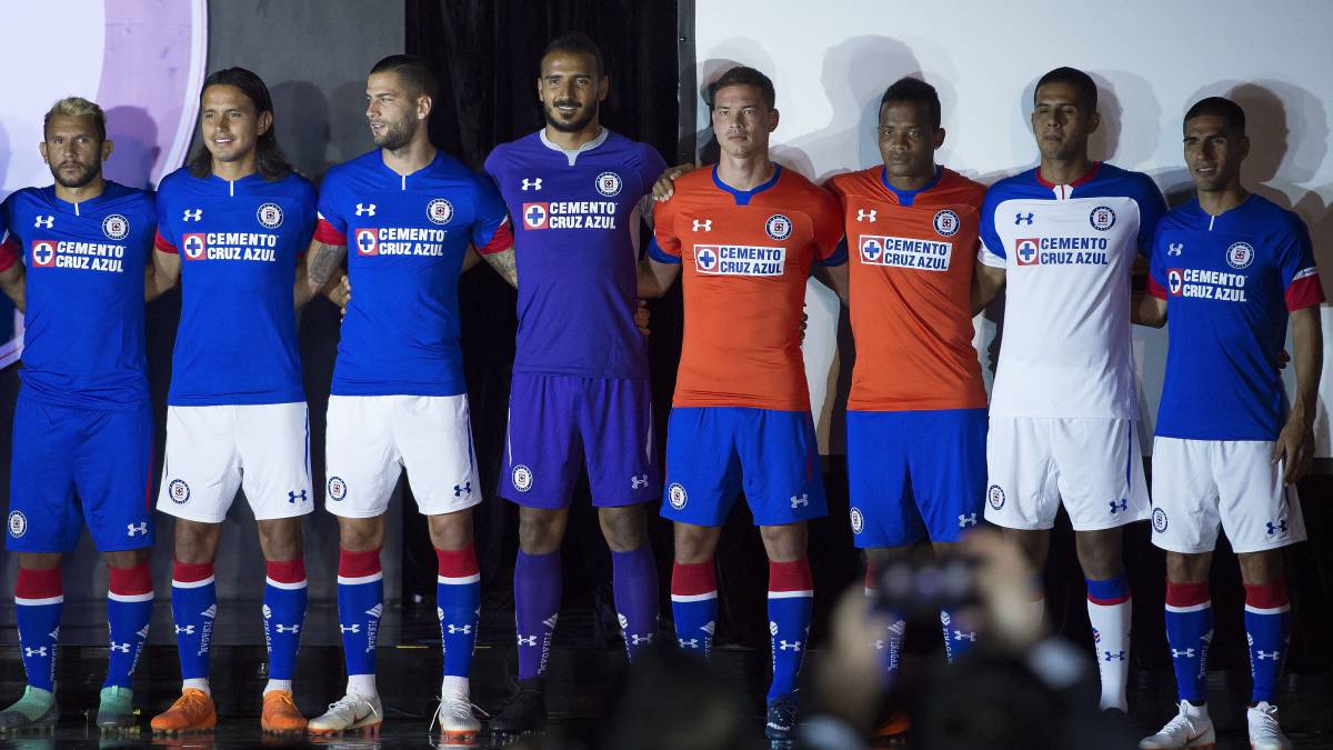 La presentación de la camiseta del Cruz Azul en imágenes - AS México